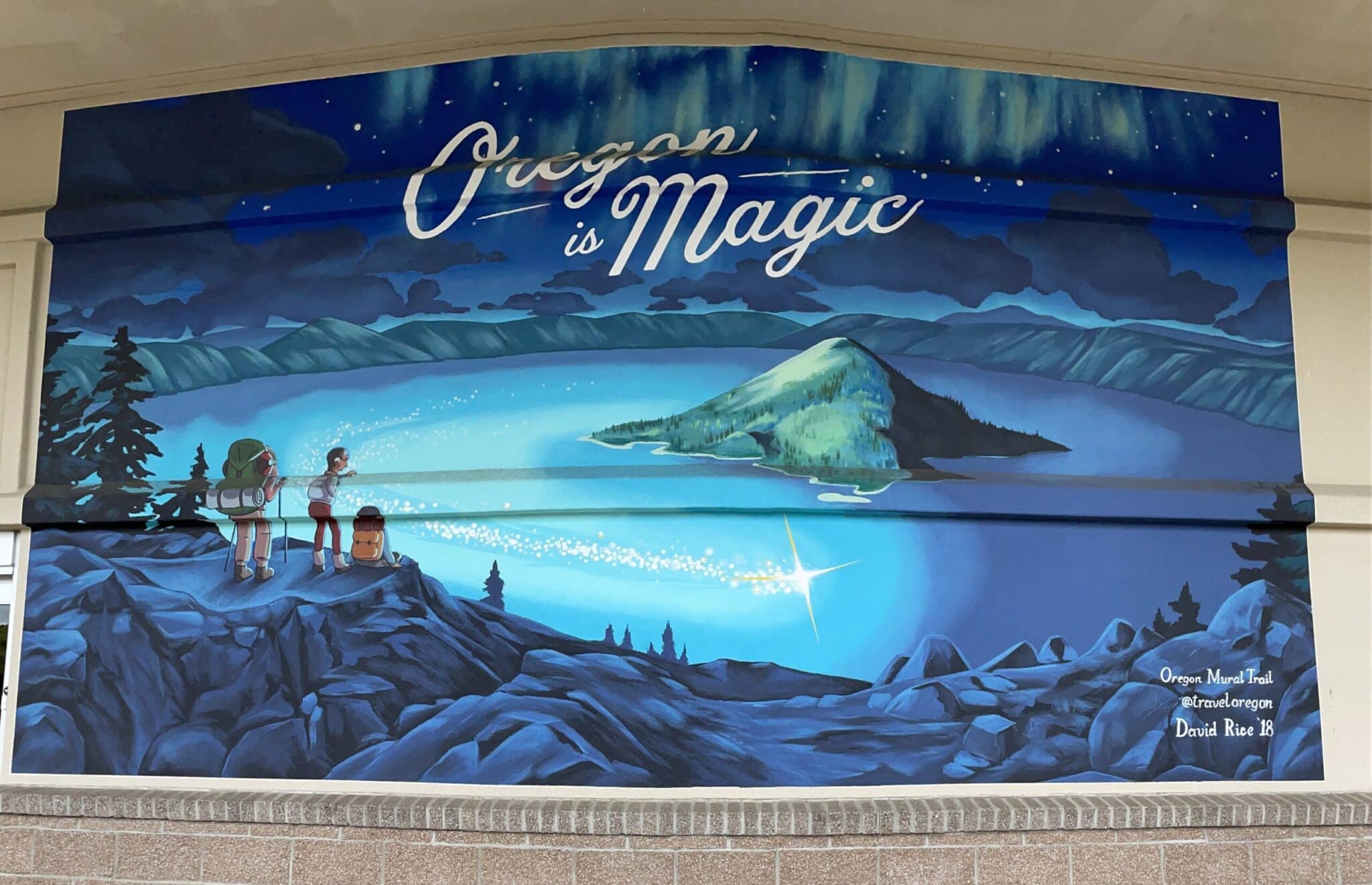 Roseburg is Magic on the Oregon Mural Trail